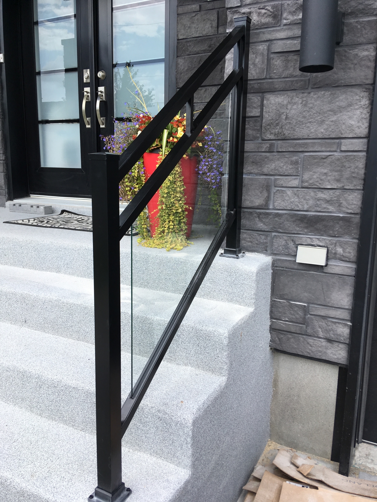 Glass railing - Rampes aluminium Mirabel